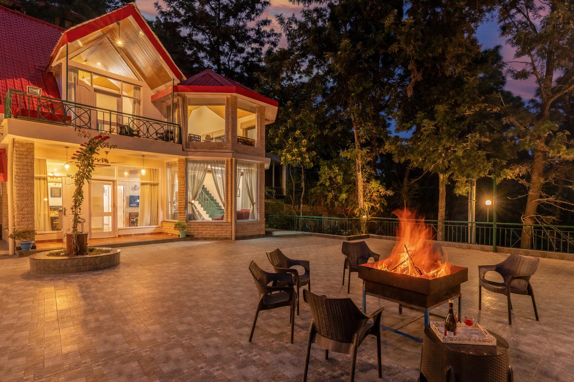 Book Your Luxurious Stay @ Sunset Ridge In Kasauli, Himachal pradesh ...